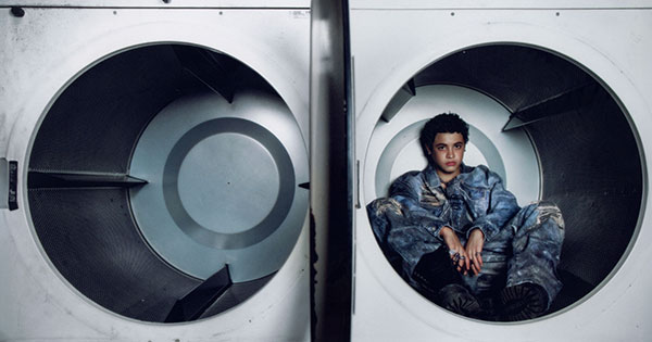 GUESS Originals Fall 2024 Collectionが発表 | warp